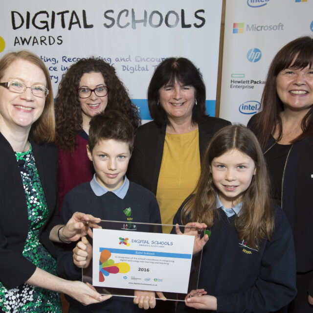 Digital Schools Awards England - Digital Schools Awards